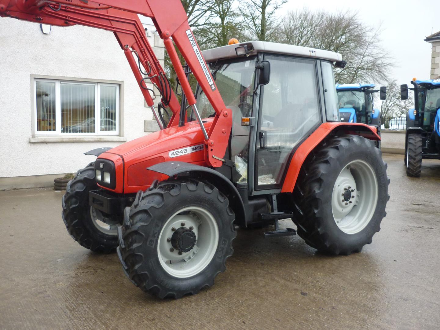 Massey Ferguson MF 4245 LPF 2WD Tractor Specs & Dimensions (1998 - 2000 ...