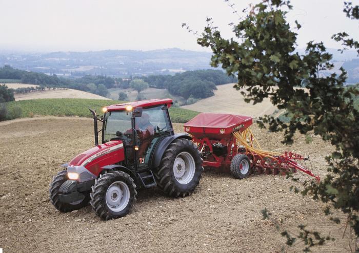 McCormick CX 70 LC 4WD Tractor Specs & Dimensions (2008 - 2014 ...
