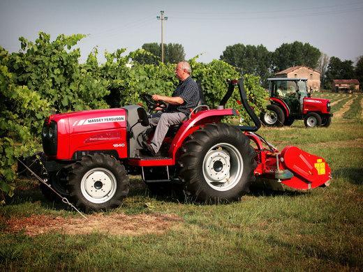 Massey Ferguson MF 1540 D 4WD Tractor Specs & Dimensions (2009 - 2014 ...