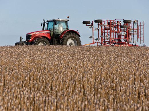 Massey Ferguson MF 8650 Dyna-VT 4WD Tractor Specs & Dimensions (2011 ...