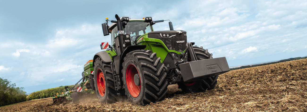 Fendt 1050 Vario ProfiPlus 4WD Tractor Specs & Dimensions (2020 - 2021 ...