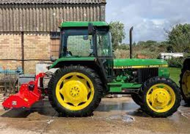 John Deere 2140 4WD Tractor Specs & Dimensions (1980 - 1987) | LECTURA Specs