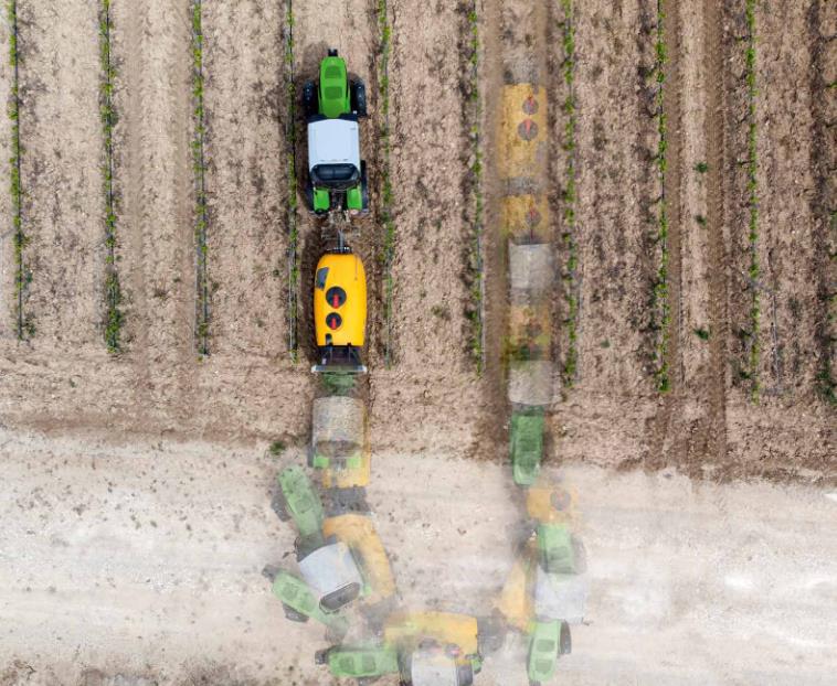 DEUTZ-FAHR 5090.4 DF TTV 4WD Tractor Specs & Dimensions (2019 - 2025 ...