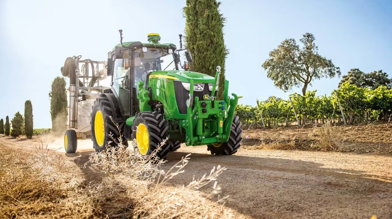John Deere 5105ML 4WD Tractor Specs & Dimensions (2022 - 2025) | LECTURA Specs