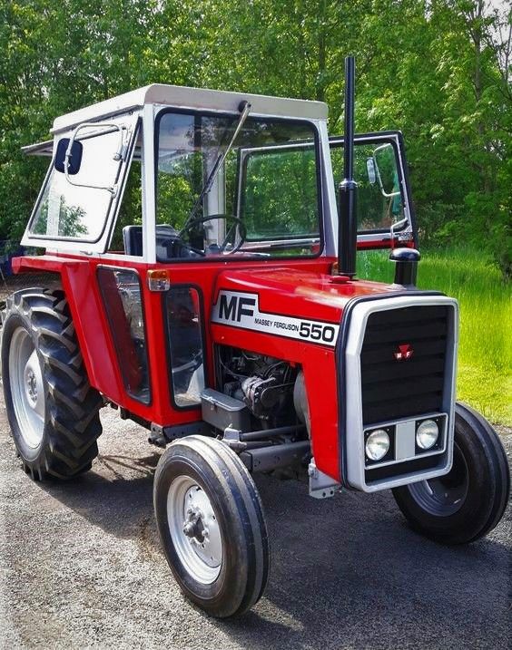Massey Ferguson 550 4WD Tractor Specs & Dimensions (1977 - 1979 ...