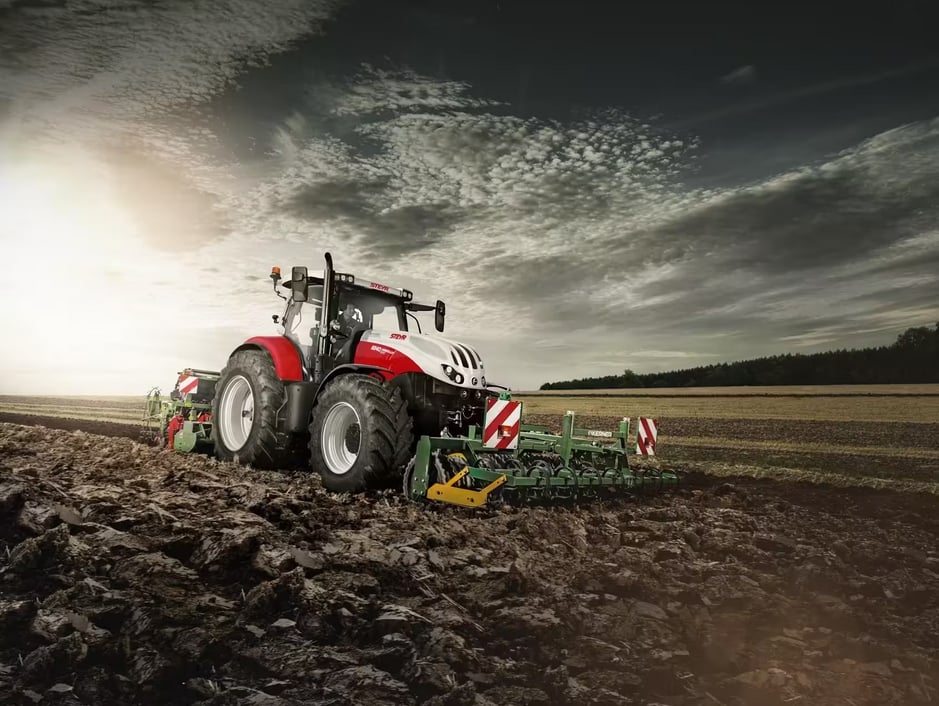 Steyr 6200 Absolut CVT 4WD Tractor Specs & Dimensions (2021 - 2025 ...