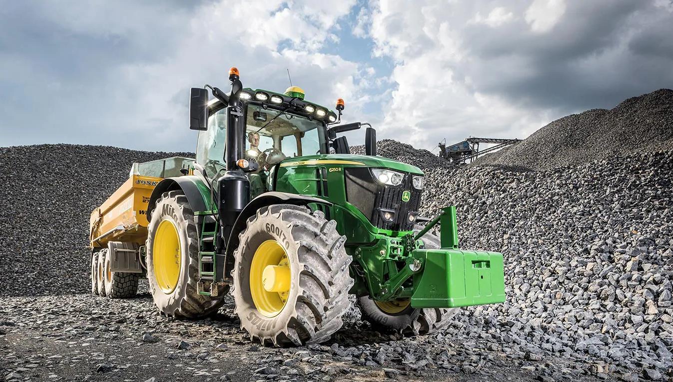 John Deere 6250R 4WD Tractor Specs & Dimensions (2020 - 2021) | LECTURA Specs
