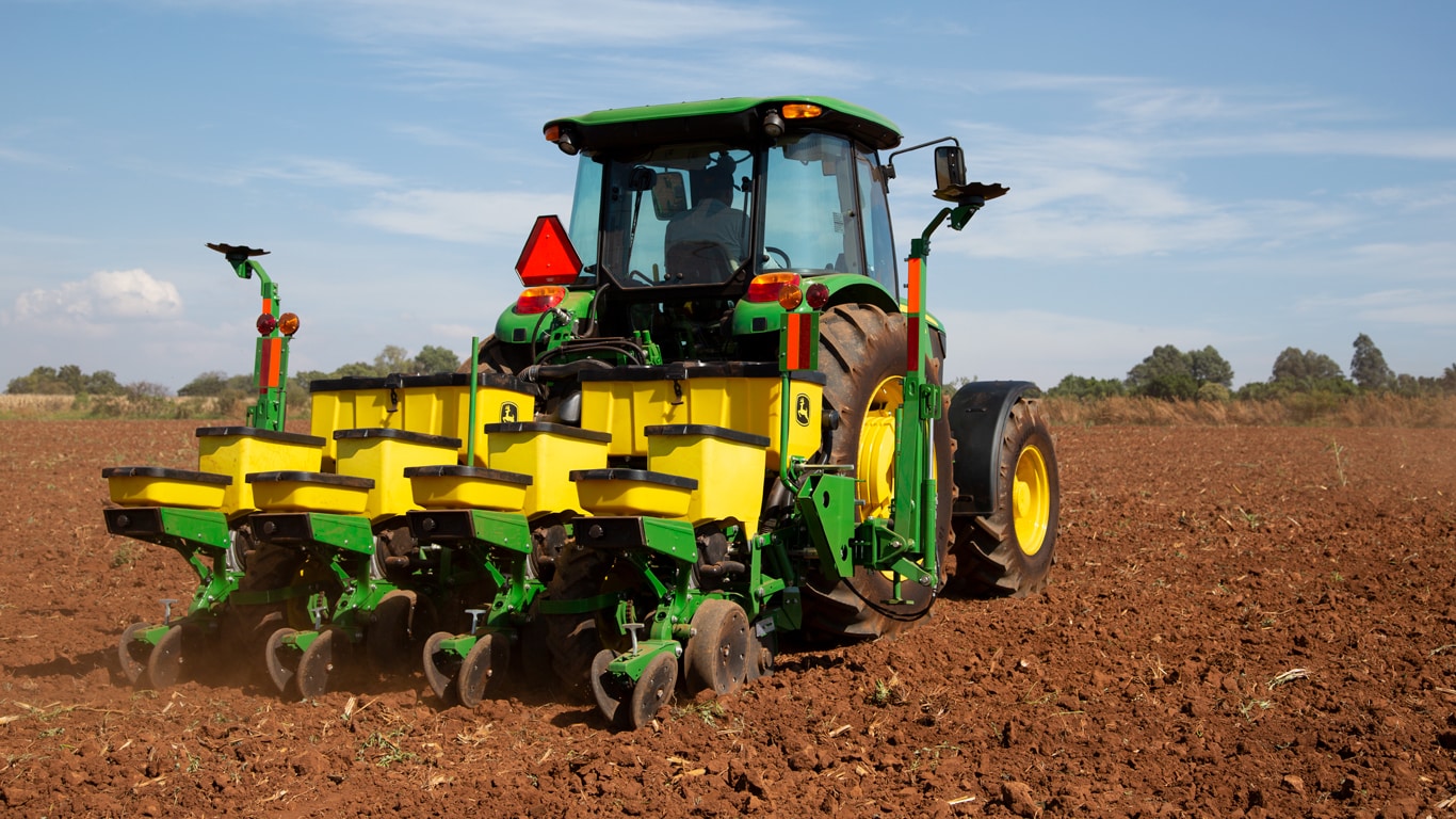 John Deere 6403 4WD Tractor Specs & Dimensions (2022 - 2025) | LECTURA ...