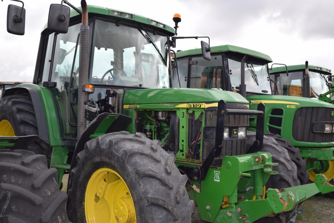 John Deere 6410 Premium 4WD Tractor Specs & Dimensions (1998 - 2001 ...