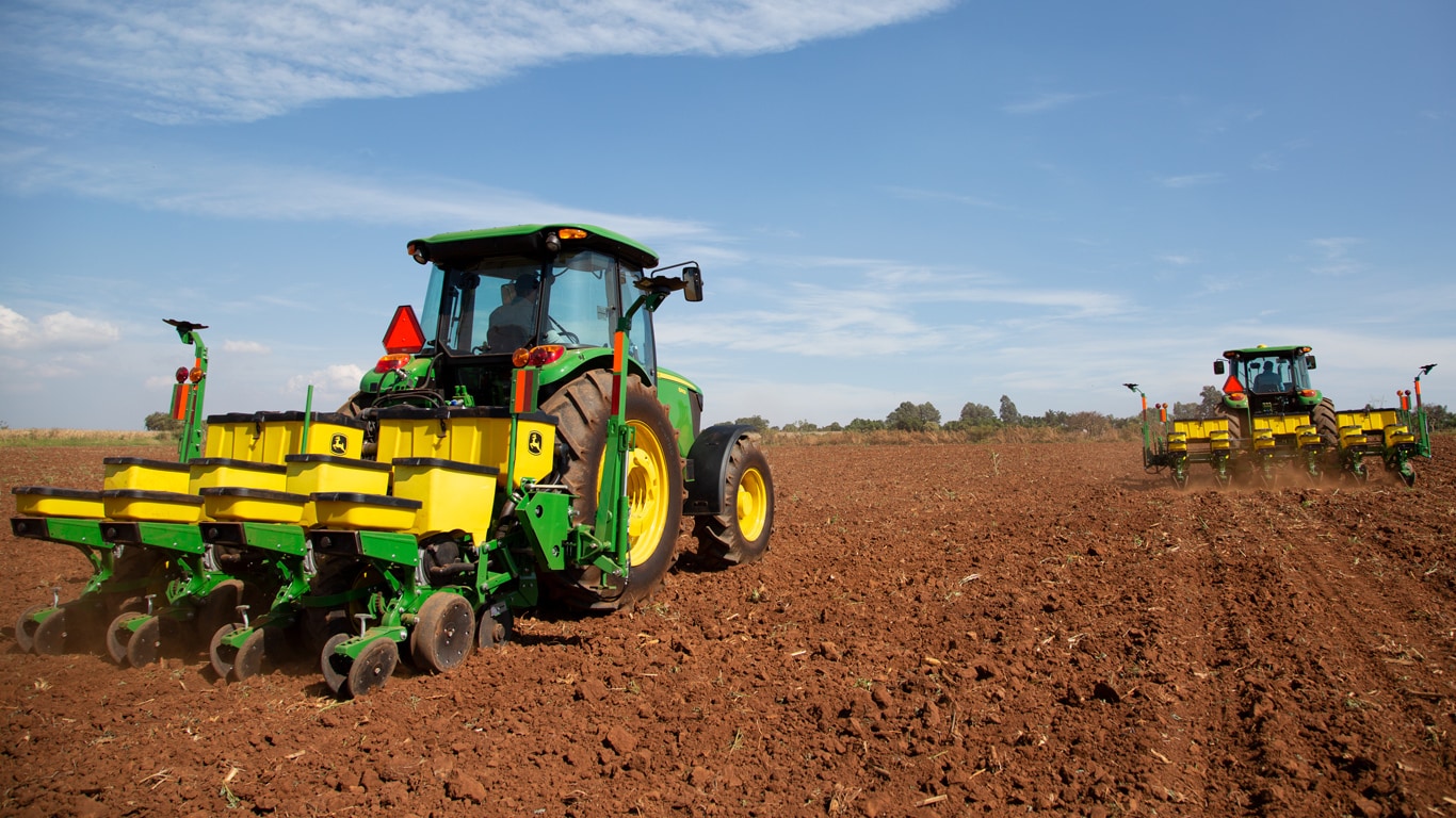 John Deere 6603 4WD Tractor Specs & Dimensions (2022 - 2025) | LECTURA ...