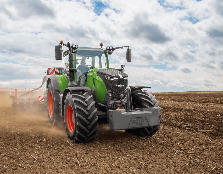 Fendt 726 Vario Power+ 4WD Tractor Specs & Dimensions (2022 - 2025 ...