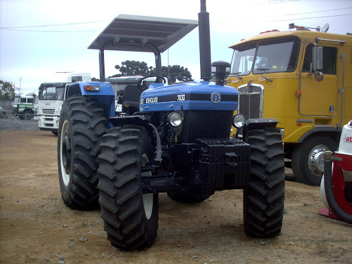 New Holland 7630 4WD Tractor Specs & Dimensions (2018 - 2025) | LECTURA ...