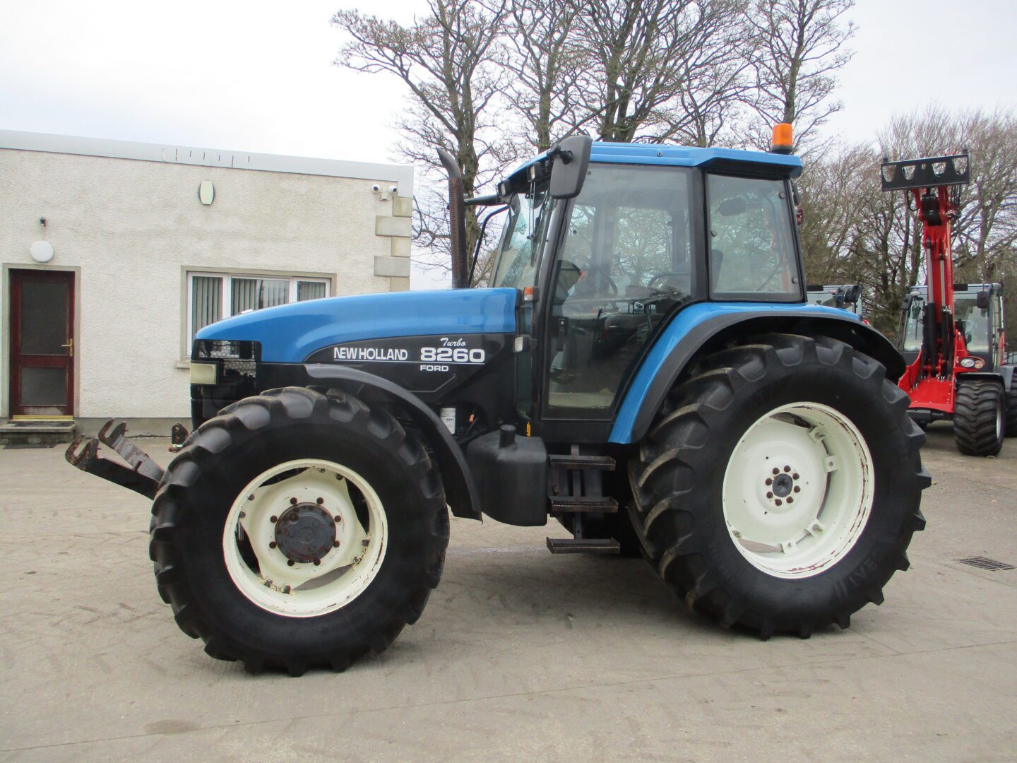 New Holland 8260 DT 4WD Tractor Specs & Dimensions (1998 - 2000 ...