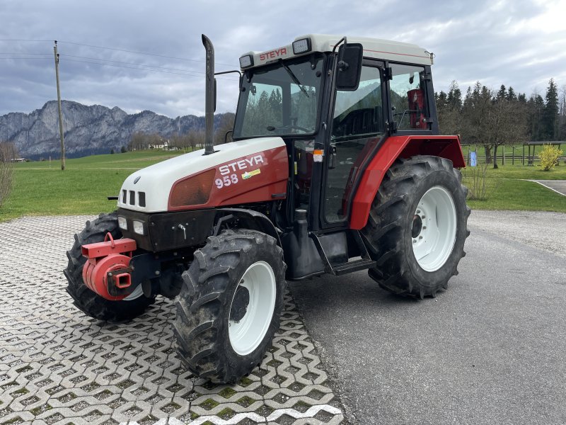 Steyr 958 A Basis 4WD Tractor Specs & Dimensions (1999 - 2000 ...