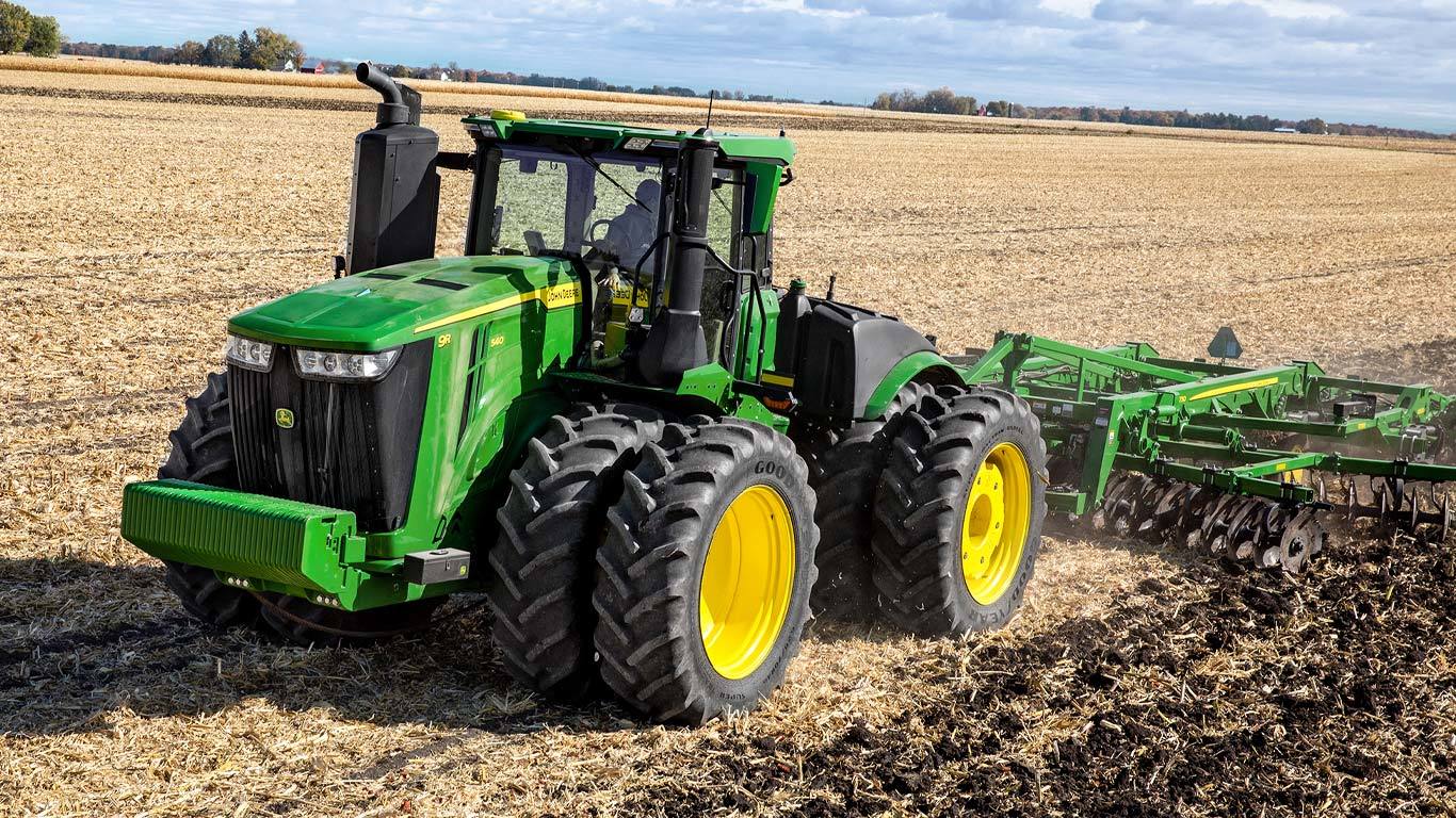 John Deere 9R 440 4WD Tractor Specs & Dimensions (2021 - 2025 ...
