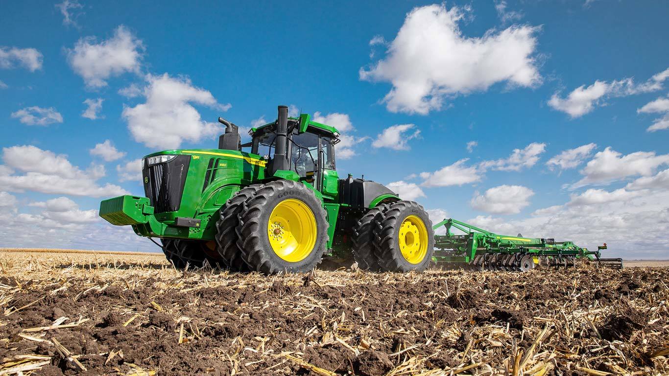John Deere 9R 590 4WD Tractor Specs & Dimensions (2021 - 2025) | LECTURA Specs