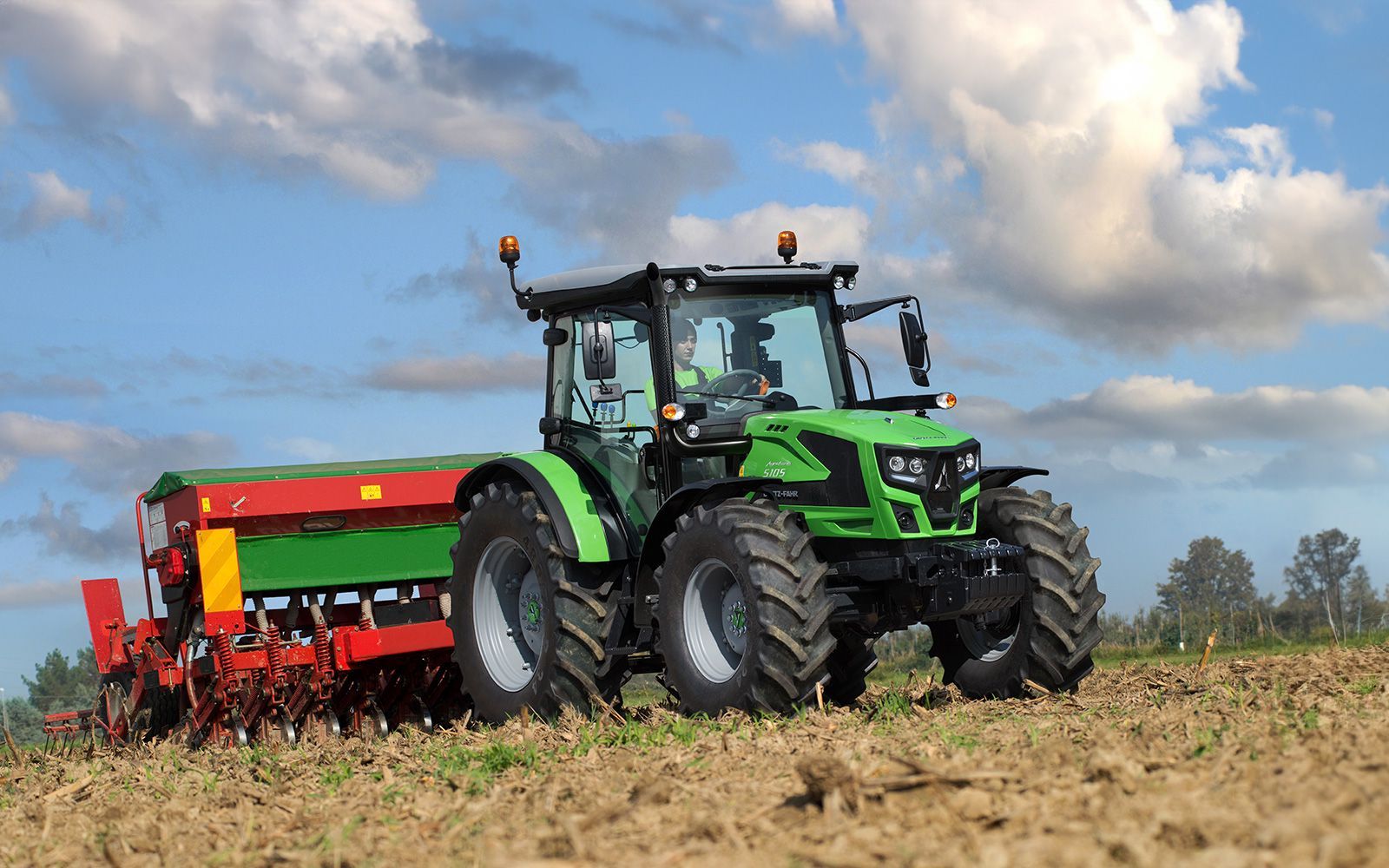 DEUTZ-FAHR Agrofarm 5125 4WD Tractor Specs & Dimensions (2024 - 2025 ...