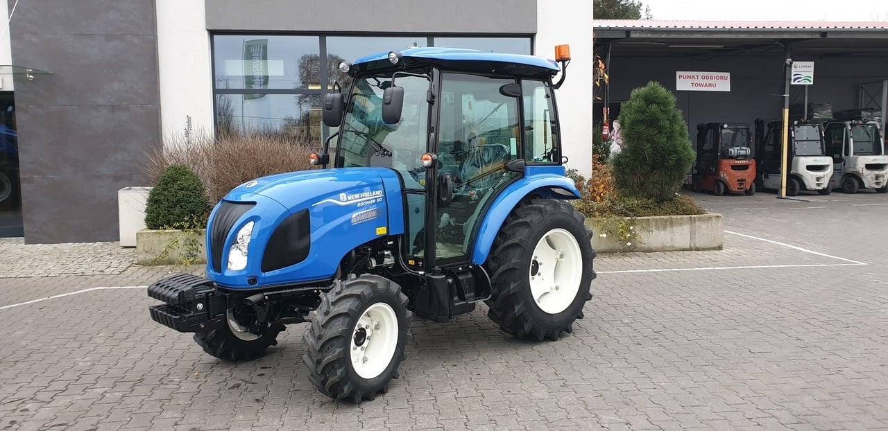 New Holland Boomer 50 4WD Tractor Specs & Dimensions (2022 - 2025 ...