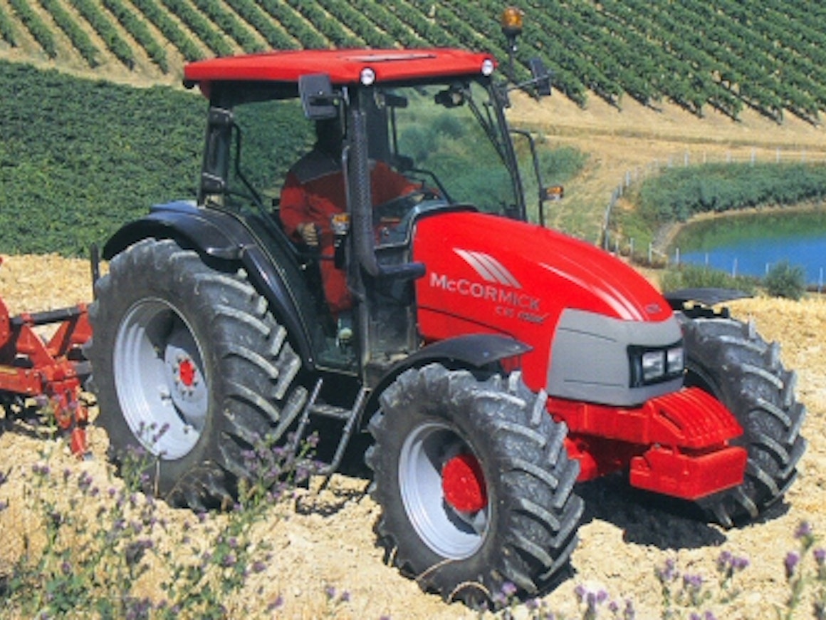 McCormick C 60 Max 4WD Tractor Specs & Dimensions (2004 - 2007 ...