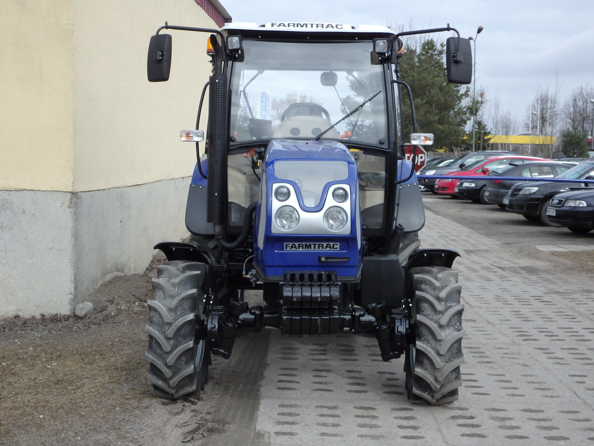 Farmtrac Farmtrac 555DTc 4WD Tractor Specs (2023 - 2025) | LECTURA Specs