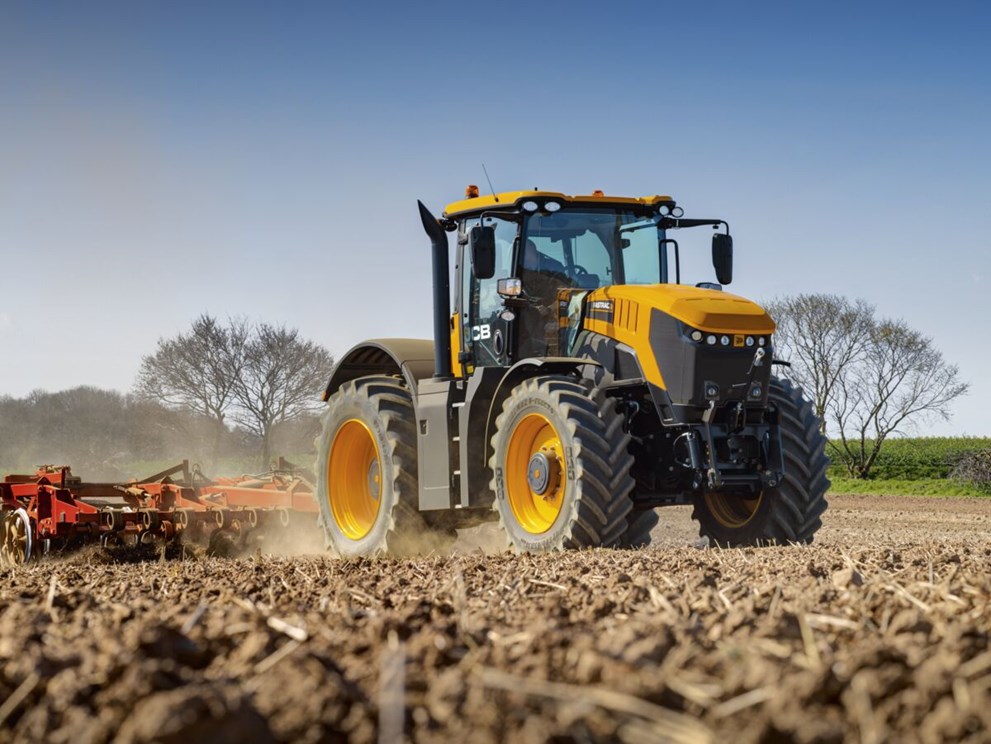 JCB Fastrac 8290 4WD Tractor Specs & Dimensions (2020 - 2022) | LECTURA ...