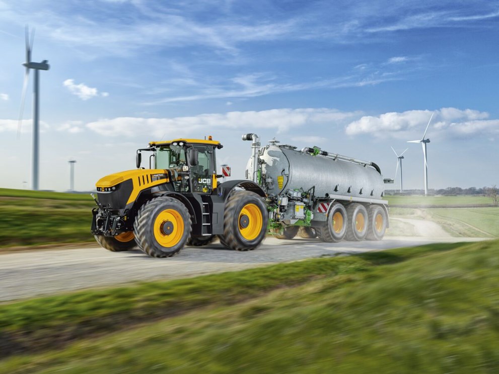 JCB Fastrac 8290 4WD Tractor Specs (2020 - 2022) | LECTURA Specs