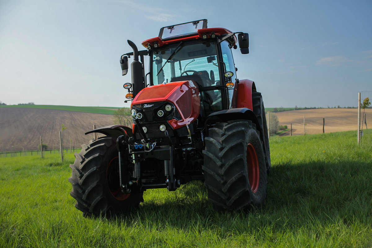 Zetor Forterra CL 130 4WD Tractor Specs & Dimensions (2022 - 2025) | LECTURA Specs