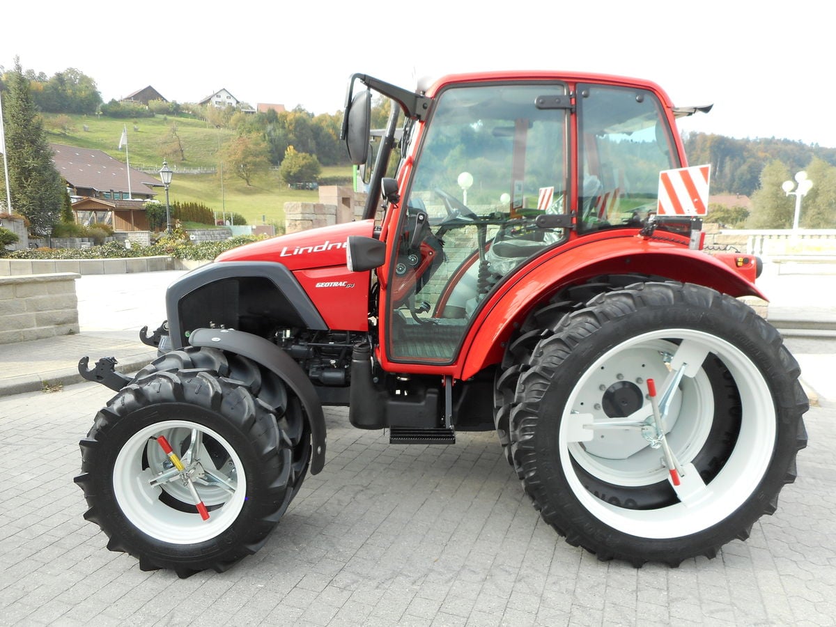 Lindner Geotrac 64 ep 4WD Tractor Specs & Dimensions (2017 - 2020 ...