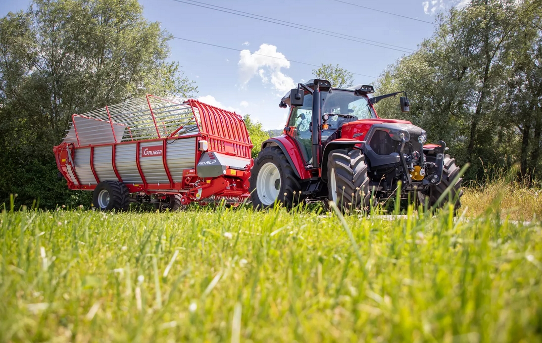 Lindner Lintrac 100 4WD Tractor Specs & Dimensions (2021 - 2025 ...