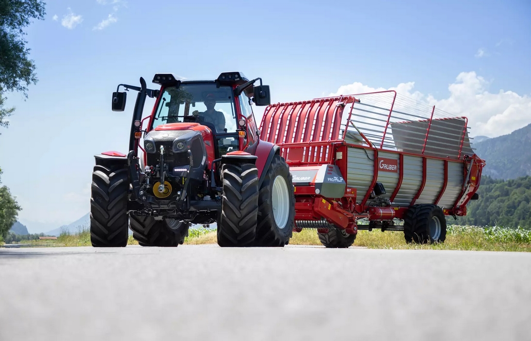 Lindner Lintrac 100 4WD Tractor Specs & Dimensions (2021 - 2025 ...