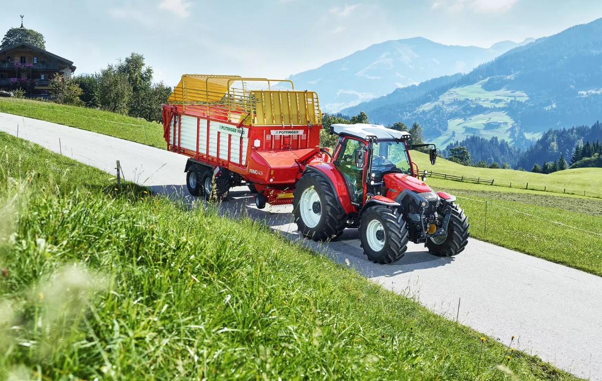 Lindner Lintrac 130 4WD Tractor Specs & Dimensions (2019 - 2025 ...