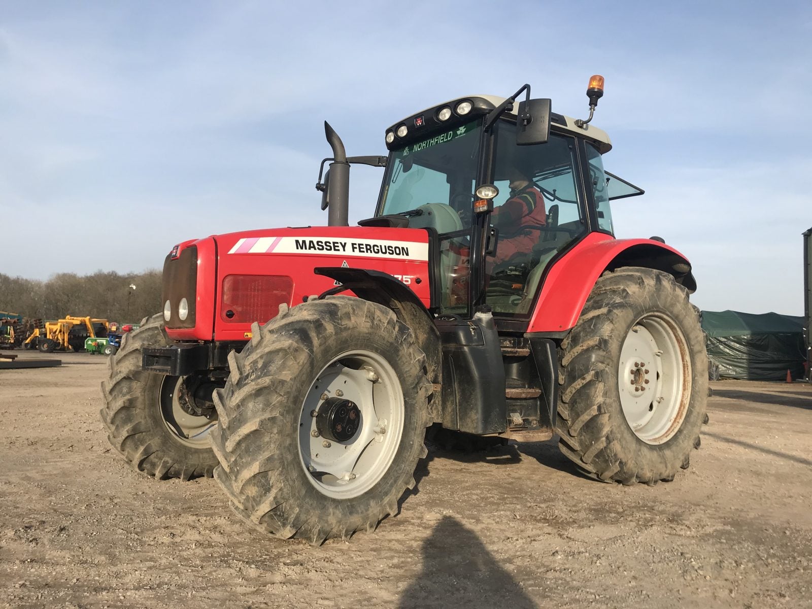 Massey Ferguson MF 6475 Edition X400 4WD Tractor Specs & Dimensions ...