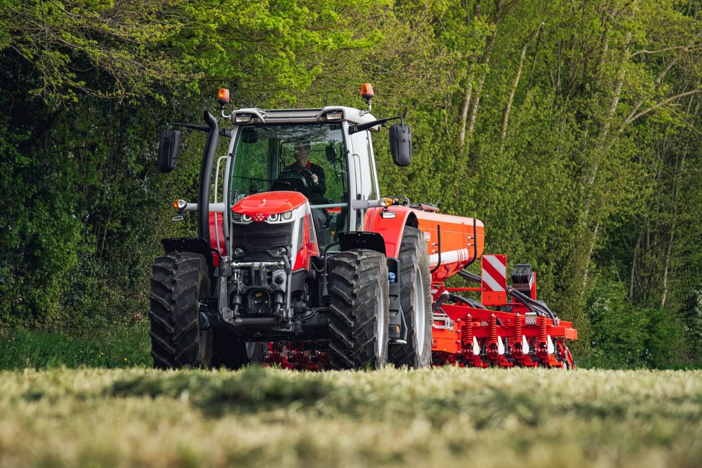 Massey Ferguson MF 6S.155 4WD Tractor Specs & Dimensions (2021 - 2025) | LECTURA Specs