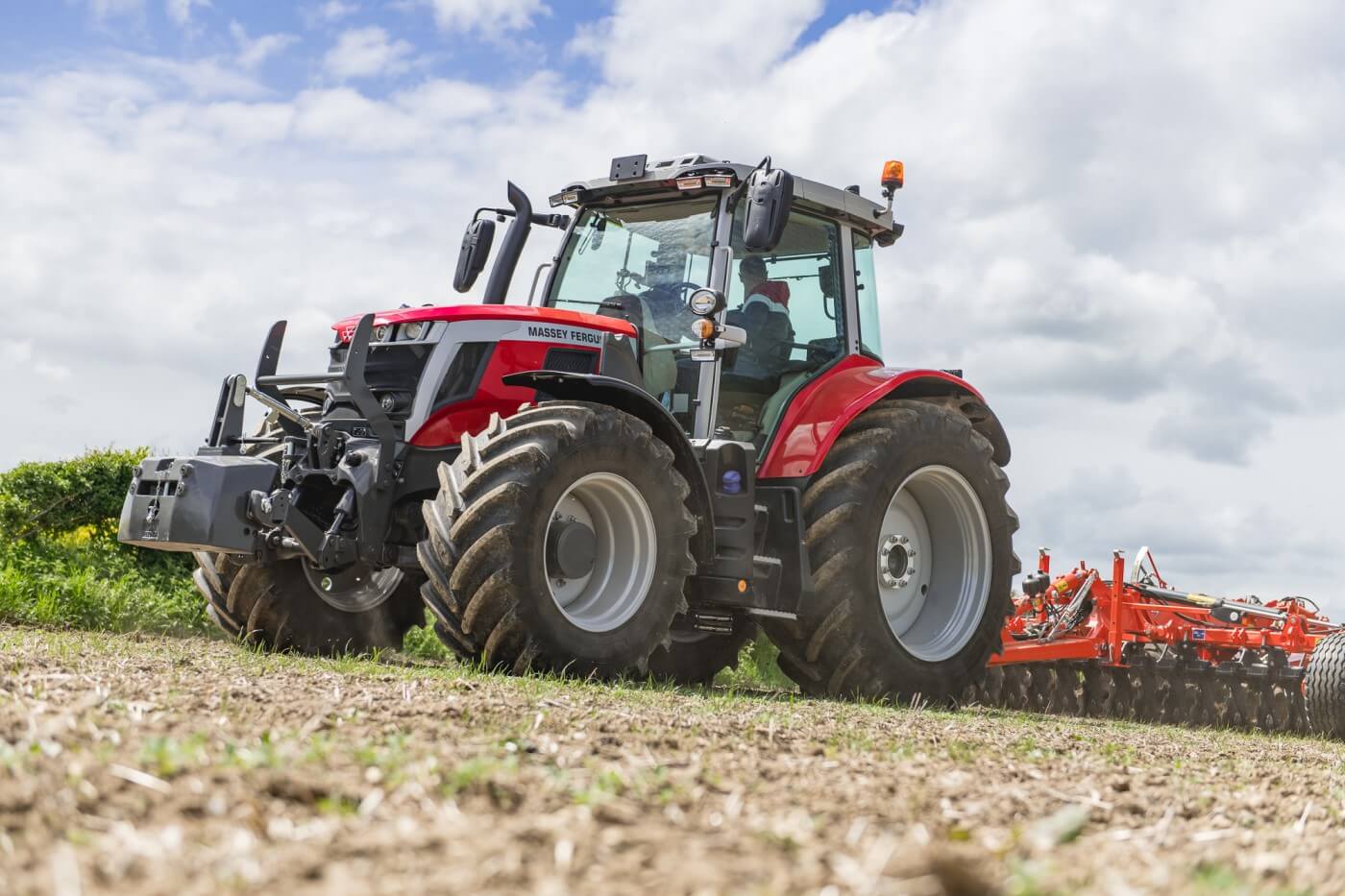 Massey Ferguson MF 6S.165 4WD Tractor Specs & Dimensions (2021 - 2025 ...