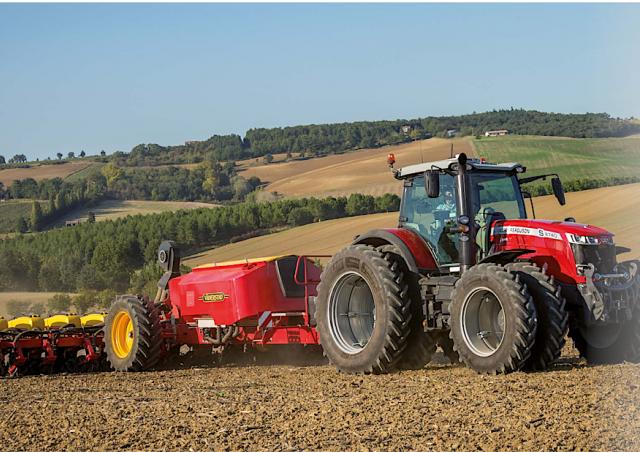 Massey Ferguson MF 8737 S 4WD Tractor Specs & Dimensions (2017 - 2021 ...