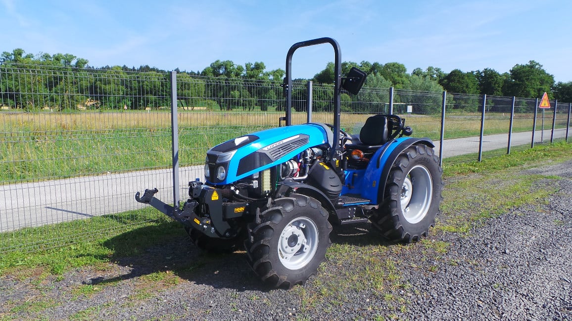 Landini Mistral 2-060 GE 4WD Tractor Specs & Dimensions (2021 - 2025 ...