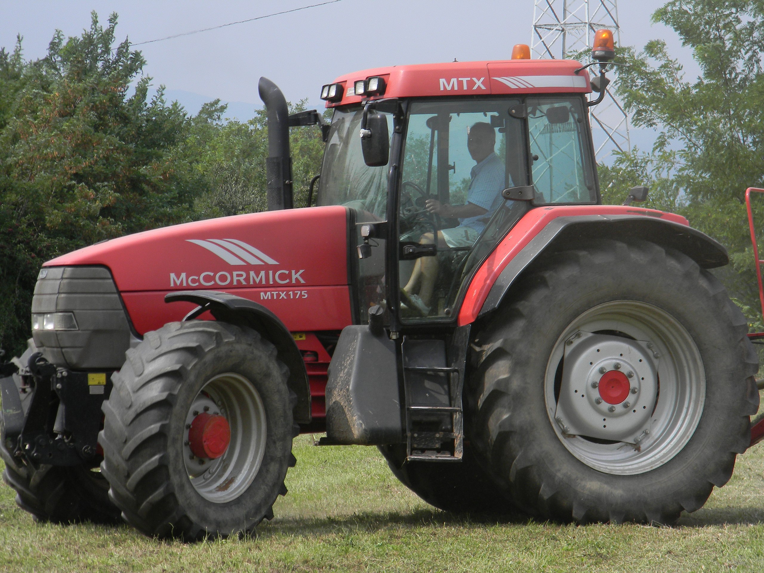McCormick MTX 175 4WD Tractor Specs & Dimensions (2002 - 2004 ...
