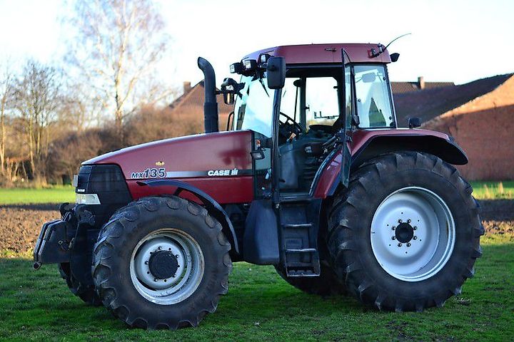 Case IH MX 135 Mx Trac 4WD Tractor Specs & Dimensions (2000 - 2000 ...