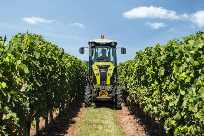 Claas Nexos 230 F 4WD Tractor Specs & Dimensions (2017 - 2023 ...