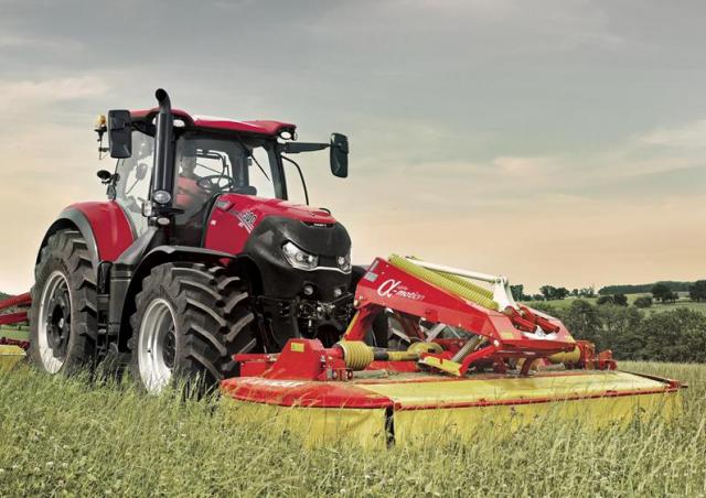 Case IH Optum 270 CVT Drive 4WD Tractor Specs & Dimensions (2022 - 2025 ...