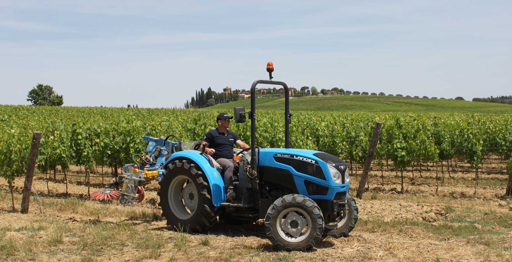 Landini Rex 3-080F 4WD Tractor Specs & Dimensions (2018 - 2020 ...