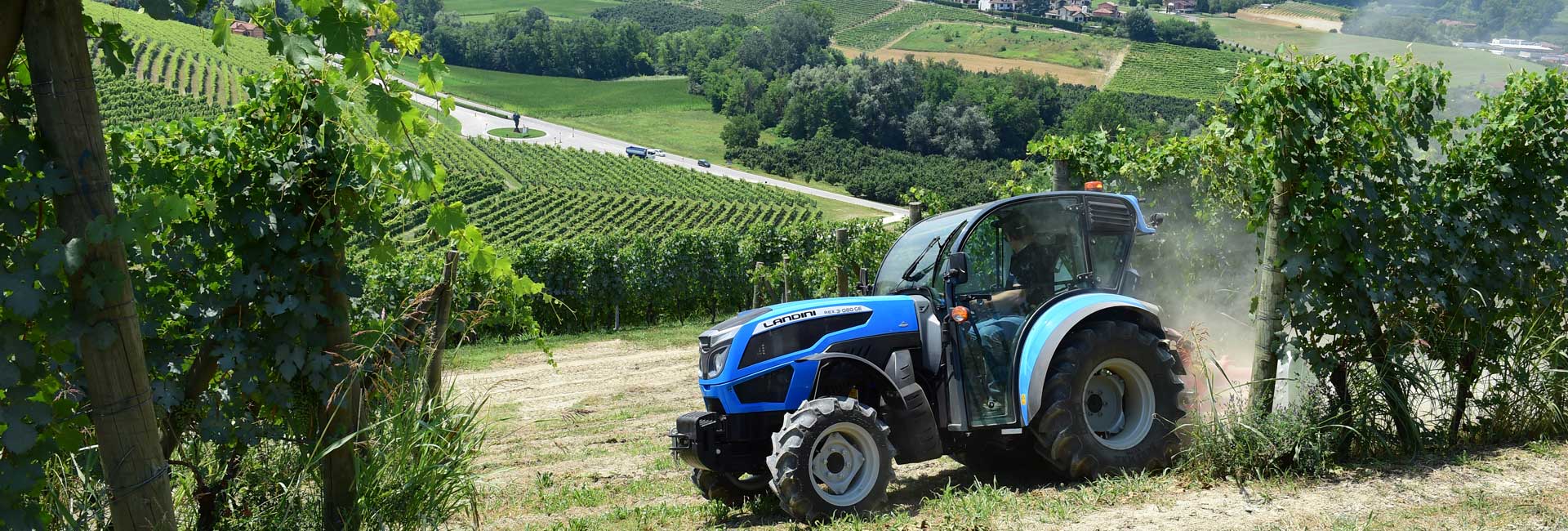 Landini Rex 3-080GE 4WD Tractor Specs & Dimensions (2020 - 2025 ...