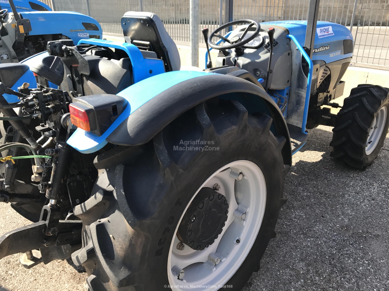Landini Rex 80GE 4WD Tractor Specs & Dimensions (2017 - 2017) | LECTURA ...