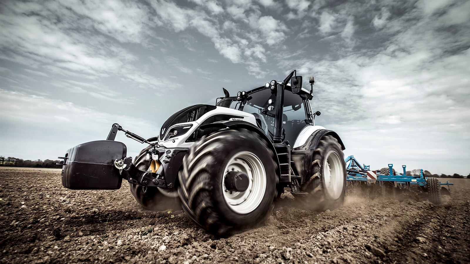 Valtra T154H 4WD Tractor Specs & Dimensions (2015 - 2019) | LECTURA Specs