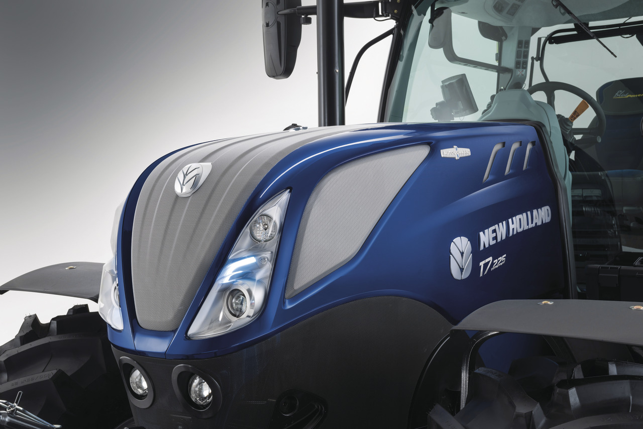 New Holland T7.225 4WD Tractor Specs & Dimensions (2015 - 2020 ...