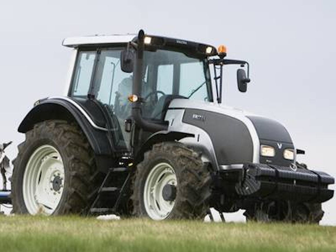 Valtra T161 4WD Tractor Specs & Dimensions (2007 - 2012) | LECTURA Specs