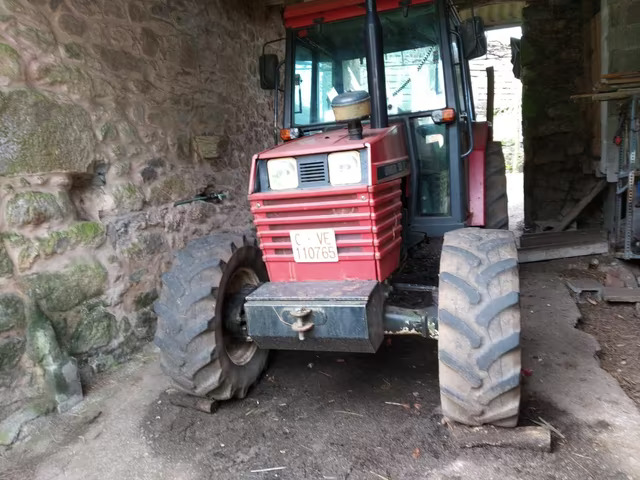 UTB Universal U 533 DTP 4WD Tractor Specs & Dimensions (2001 - 2009 ...