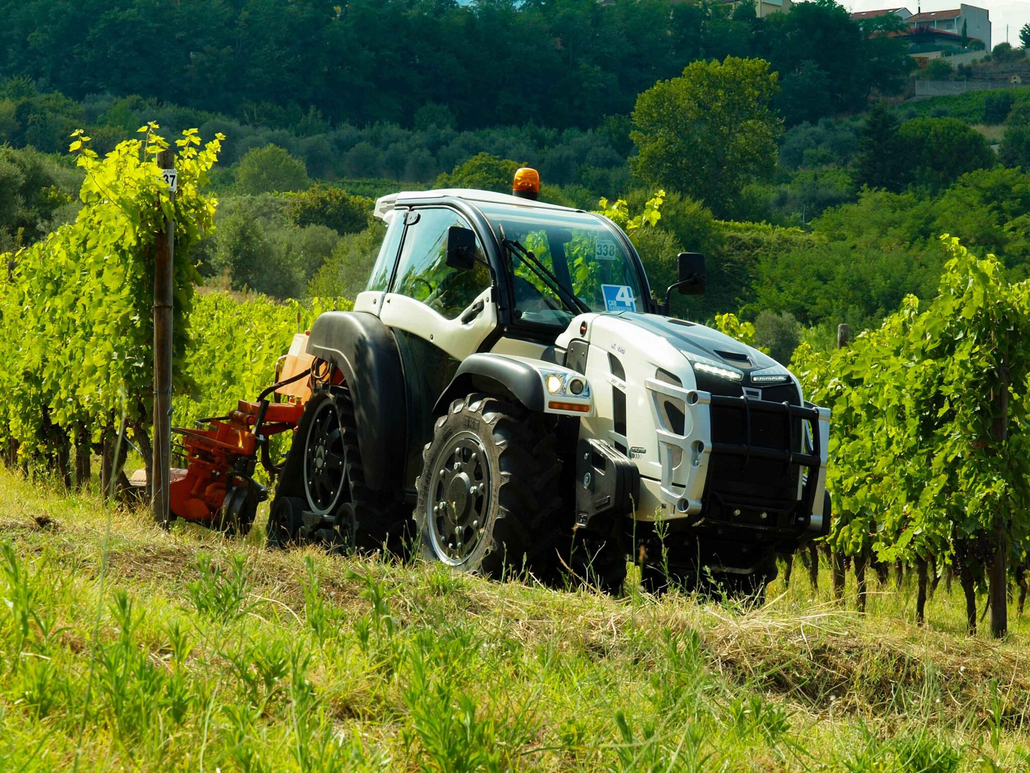 BCS Sky Jump K90 SDT 4WD Tractor Specs & Dimensions (2024 - 2025 ...