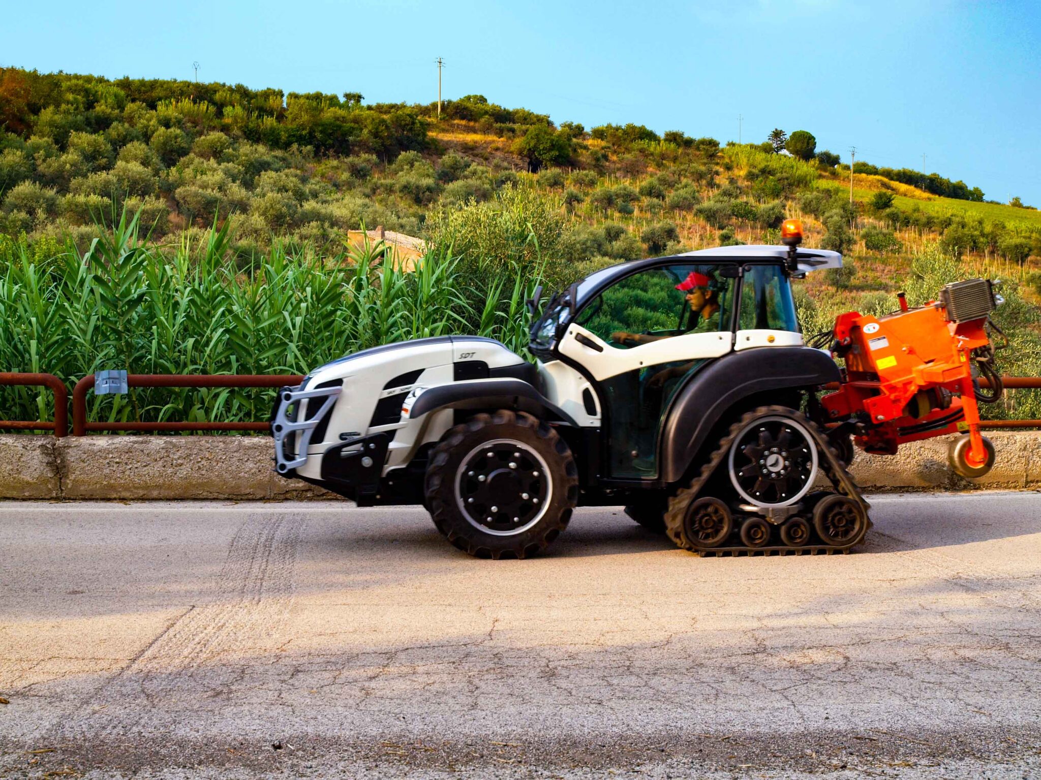 BCS Sky Jump K90 SDT 4WD Tractor Specs & Dimensions (2024 - 2025 ...