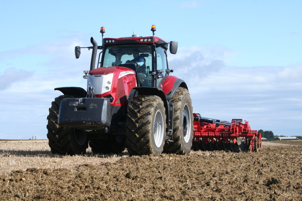 McCormick X8.660 Premium 4WD Tractor Specs & Dimensions (2018 - 2022 ...
